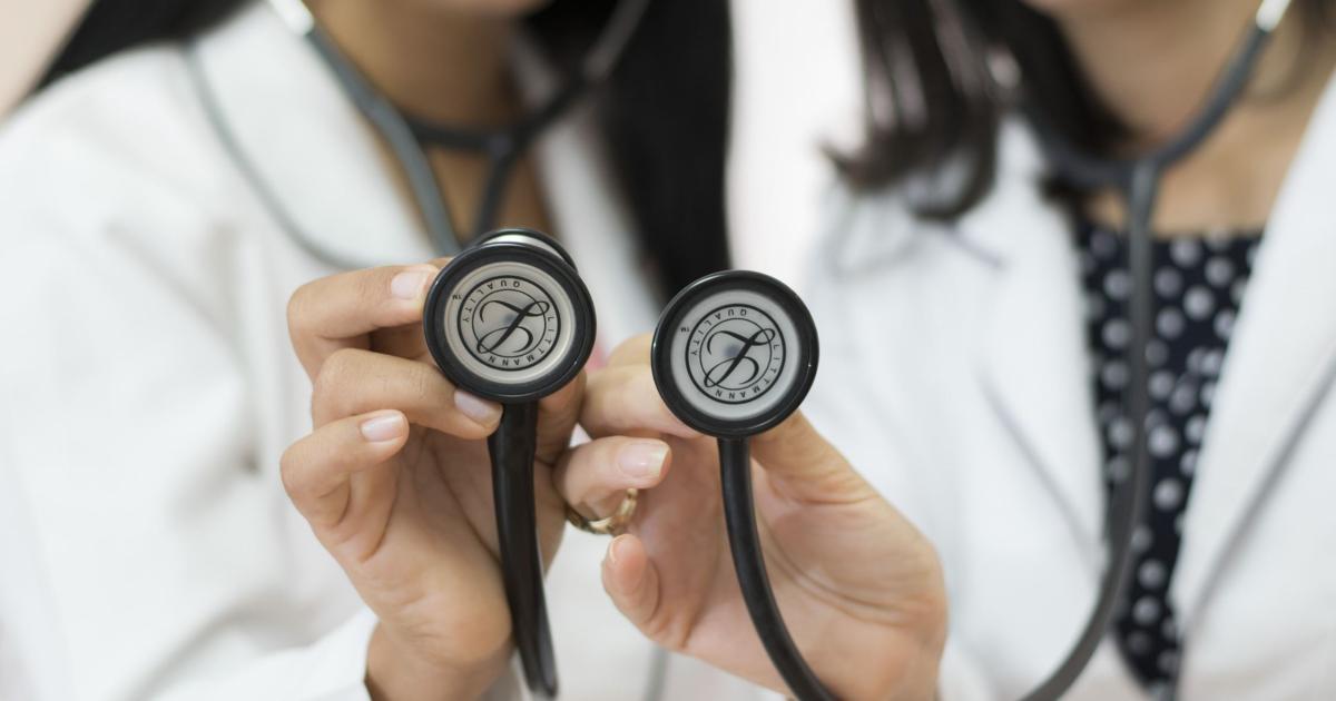 Female heart surgeons take home much lower salaries